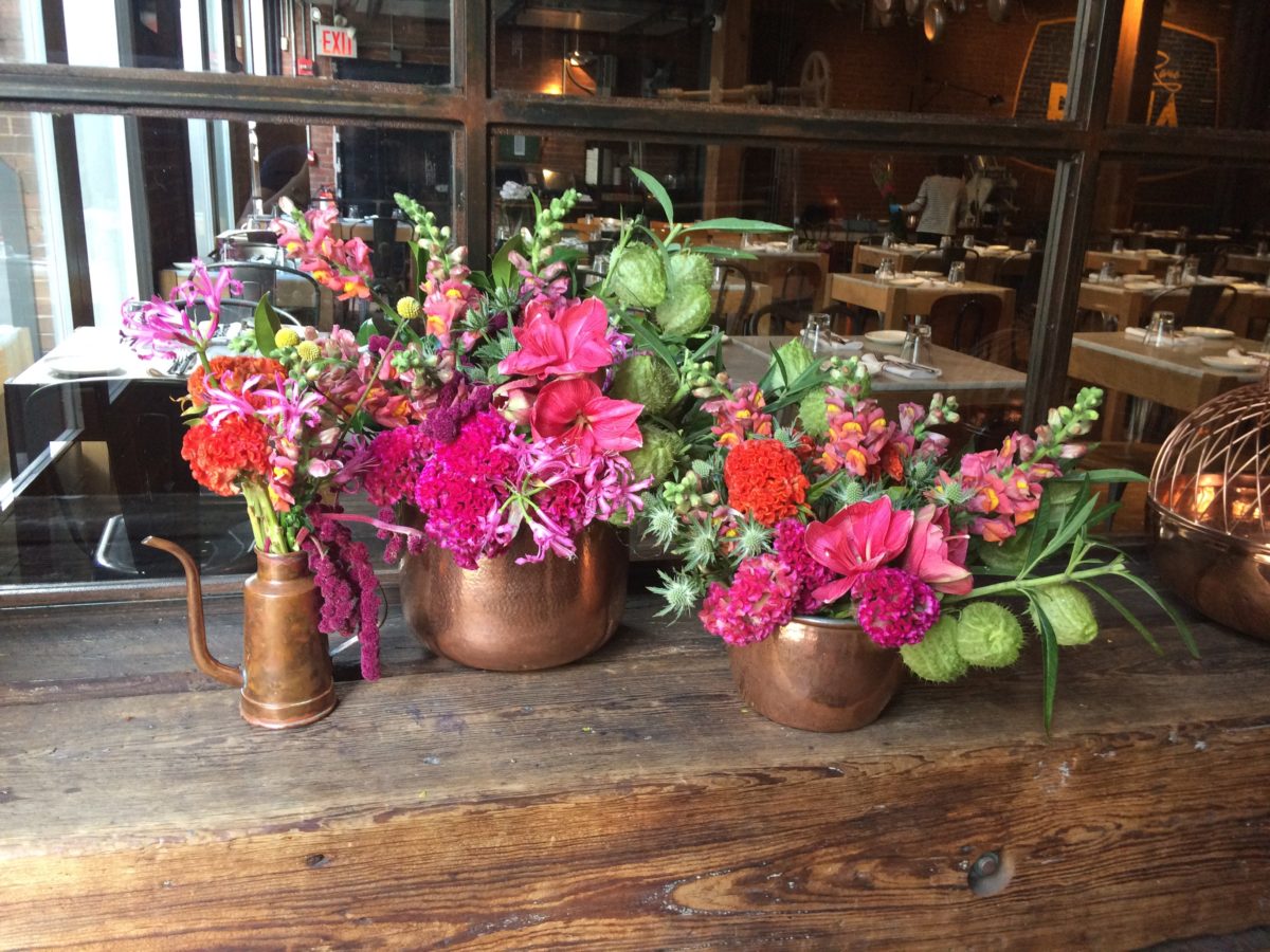 Floral Tips to Complement Your Restaurant’s Décor | Rachel Cho